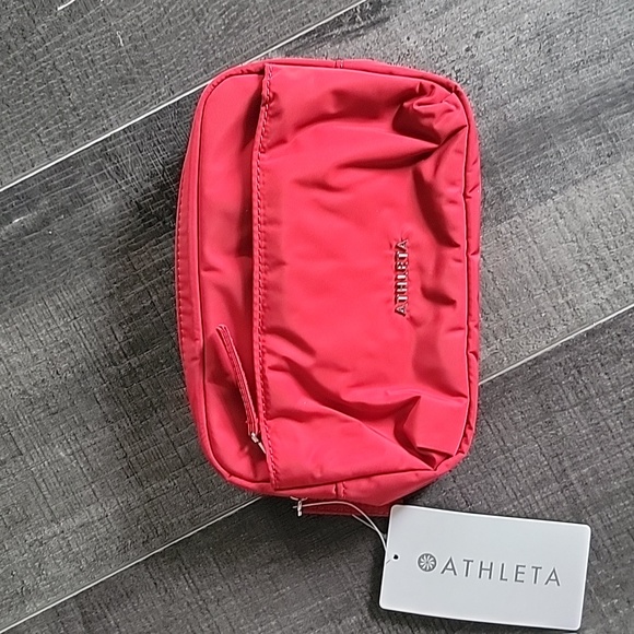 Athleta | Bags | Nwt Athleta Crossbody Bag Red | Poshmark